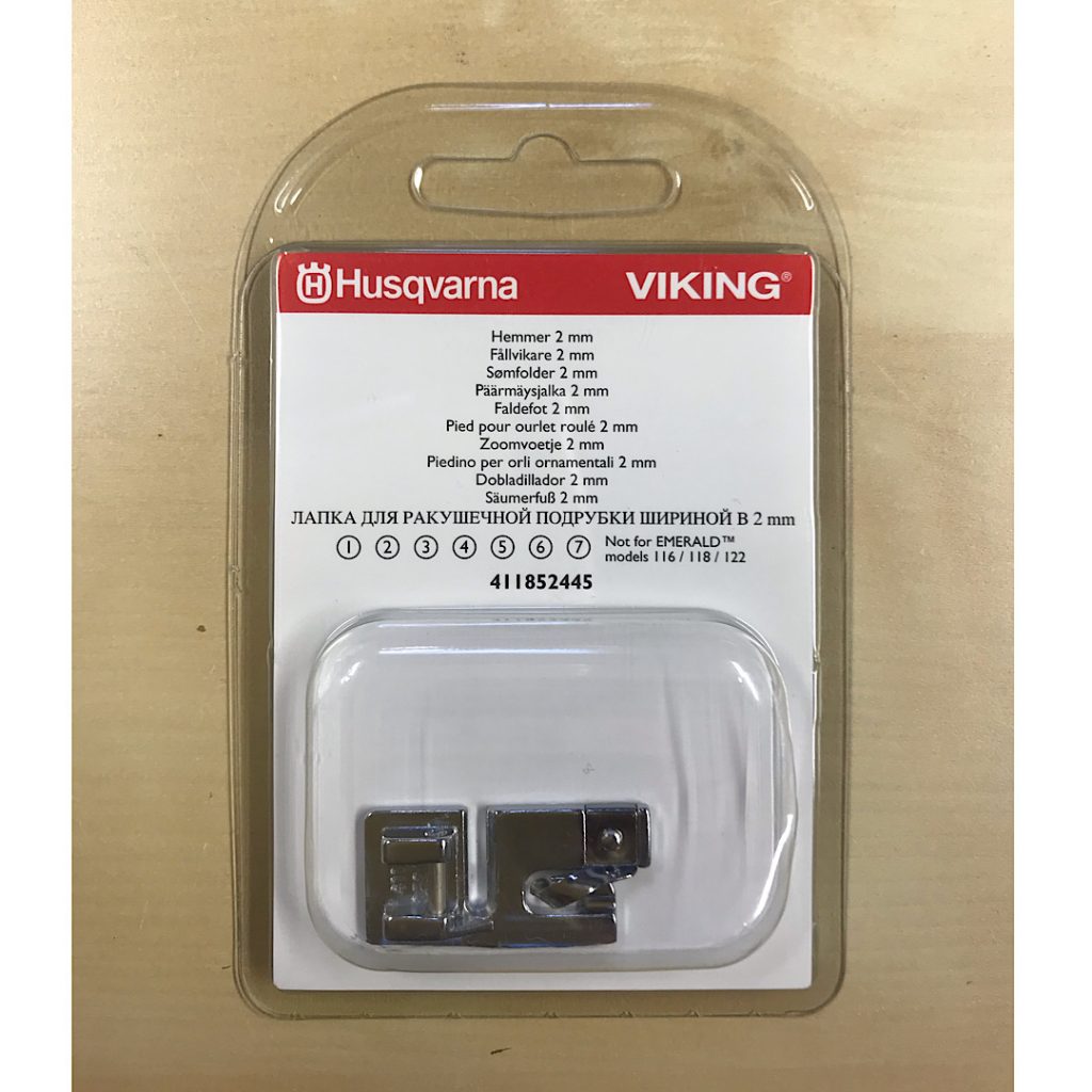 Oliso Smart Iron TG1600 Pro Plus Iron - The Log Cabin - Fabric, Sewing ...